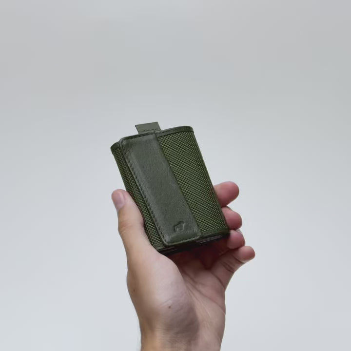 Carbon Speed Wallet Mini- The Frenchie Co.